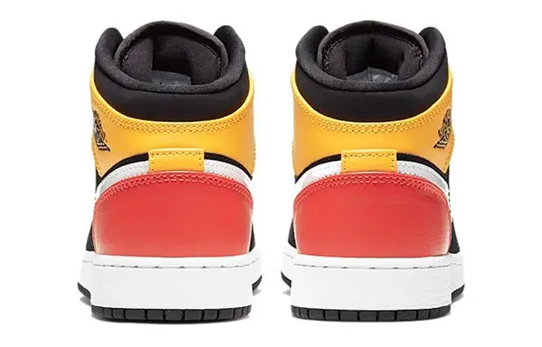 JORDAN 1 Mid Se Sneakers - Black