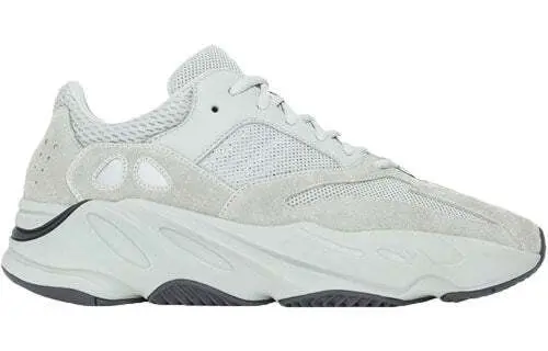 Adidas Yeezy Boost 700 - Salt