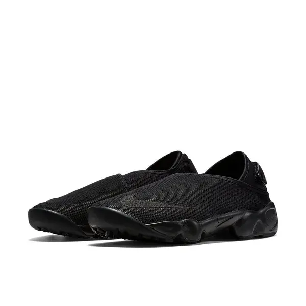 Nike Rift Wrap Sneaker