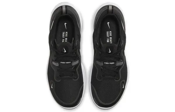 Nike React Miler Sneakers - Black/white