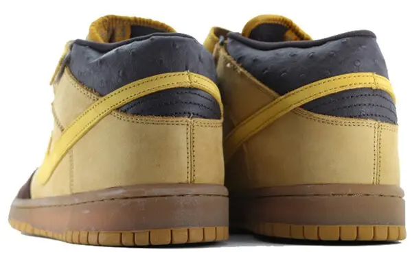 Nike Dunk Mid Pro "wheat" Sneakers