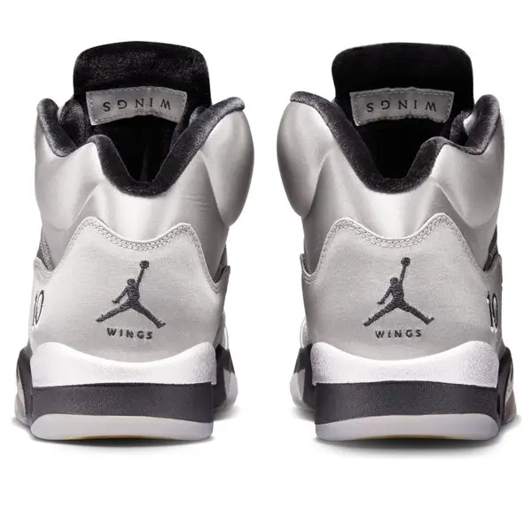 JORDAN Air Retro Se