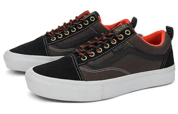 VANS Old Skool X Spitfire Skate Shoes - Black/red Flame