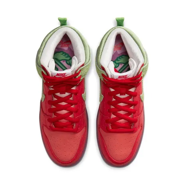 Nike Dunk High "strawberry Cough" Sneakers