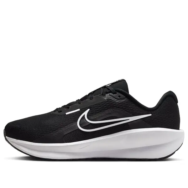 Nike Downshifter Extra Wide Athletic Sneakers - Black/white