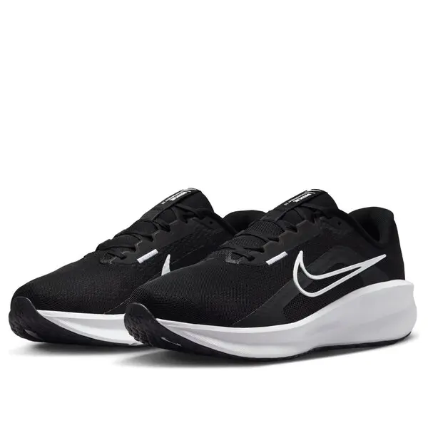 Nike Downshifter Extra Wide Athletic Sneakers - Black/white