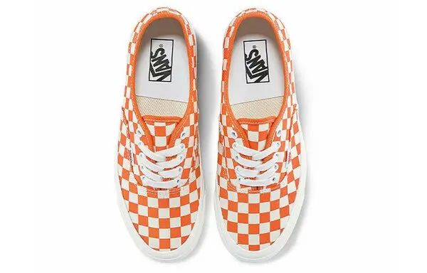 VANS Style 44 Low Top Skate Shoes - Default Colorway