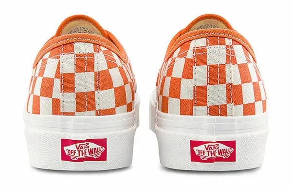 VANS Style 44 Low Top Skate Shoes - Default Colorway
