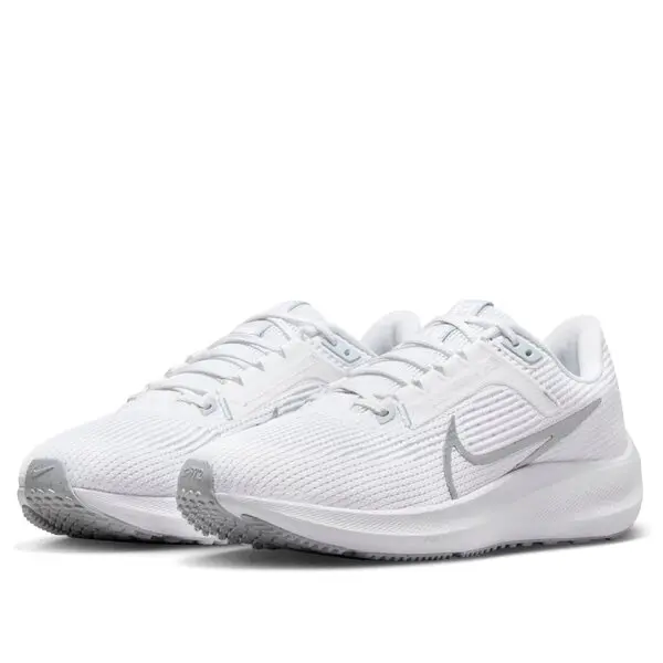 Nike Zoom Pegasus 40 Sneakers - White/metallic Silver