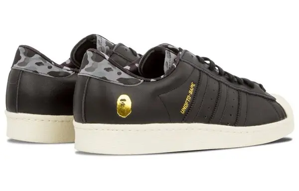 Adidas X A Bathing Ape X Undefeated Superstar 80v