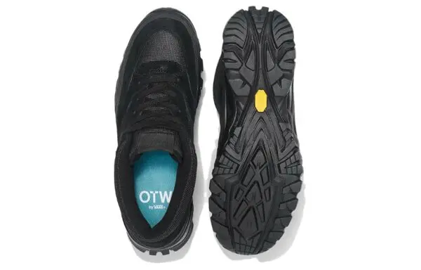 VANS Half Cab Reissue 33 Vibram Mid Calf Lace Up Sneakers