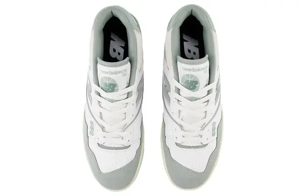 NEW BALANCE 550 Sneakers - White/juniper