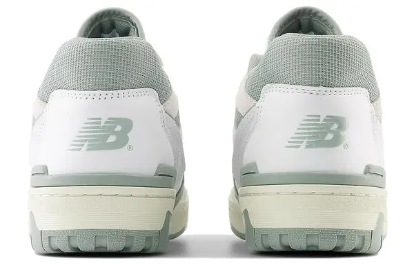 NEW BALANCE 550 Sneakers - White/juniper