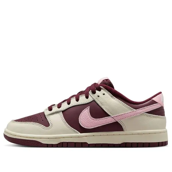 Nike Dunk Low Premium "valentine's Day 2023" Sneakers - Ivory