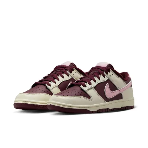 Nike Dunk Low Premium "valentine's Day 2023" Sneakers