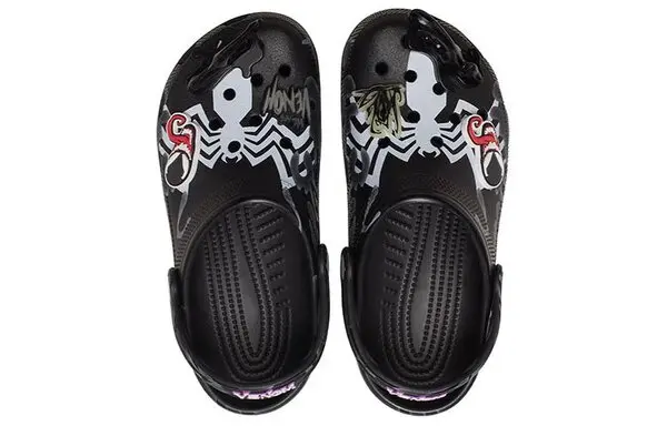 CROCS Classic X Marvel Clog