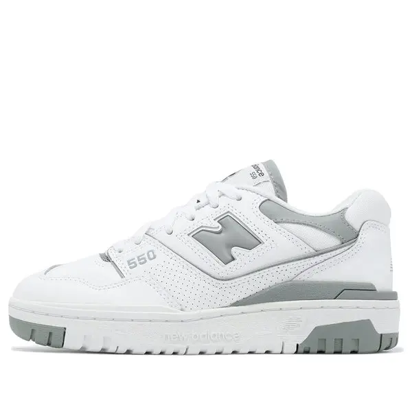 NEW BALANCE 550 Sneakers - White