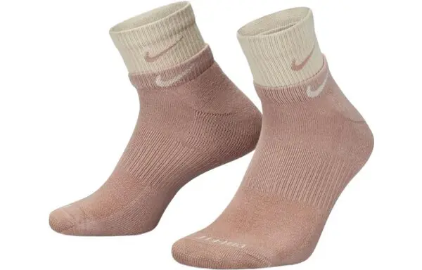 Nike Everyday Plus Cushioned Logo Crew Socks