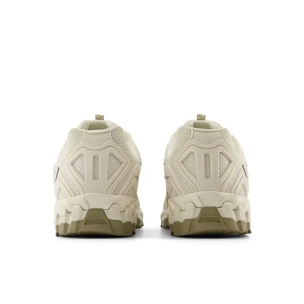 NEW BALANCE 610 Athletic Sneakers - Cream White