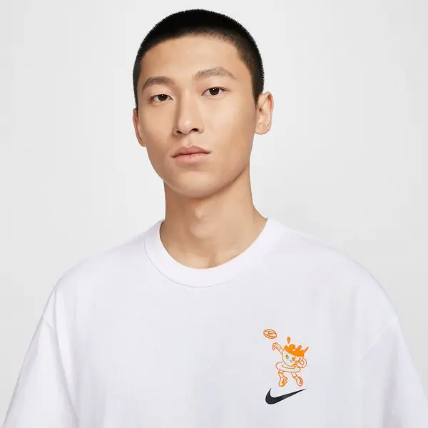 Nike Graphic T-shirt