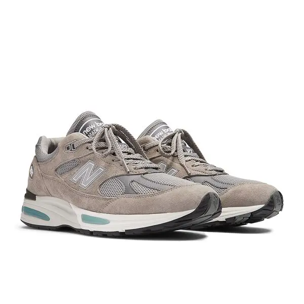 NEW BALANCE 991 V2 Made In Uk Sneakers - Grey