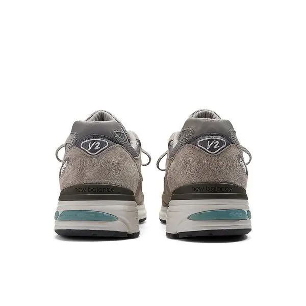 NEW BALANCE 991 V2 Made In Uk Sneakers - Grey