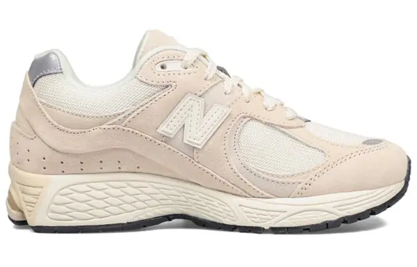NEW BALANCE 2002r Sneakers - Cream