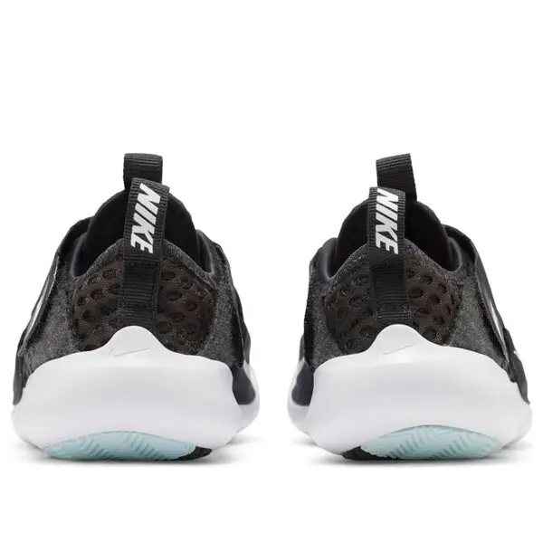 Nike Flex Advance Br Low Top Sneakers
