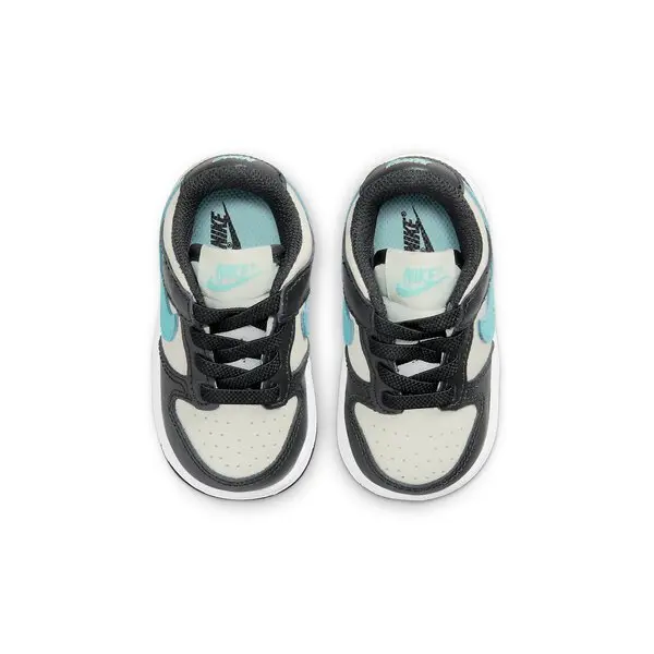 Nike Dunk Low Sneakers - Gray/black/green