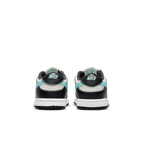 Nike Dunk Low Sneakers - Gray/black/green