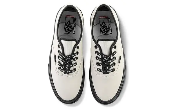 VANS Authentic Sneakers