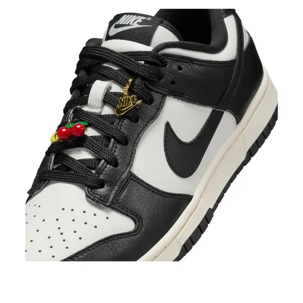 Nike Dunk Low Se "panda Cherry Charm" Sneakers
