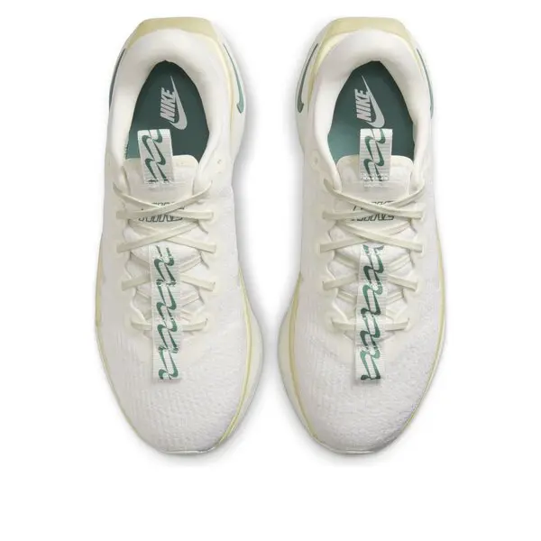 Nike Motiva Sneakers - Sail/white/phantom