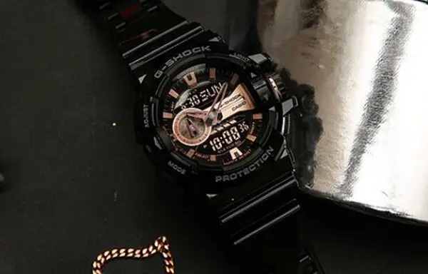 Casio G-shock Analog-digital Watch - Black/gold