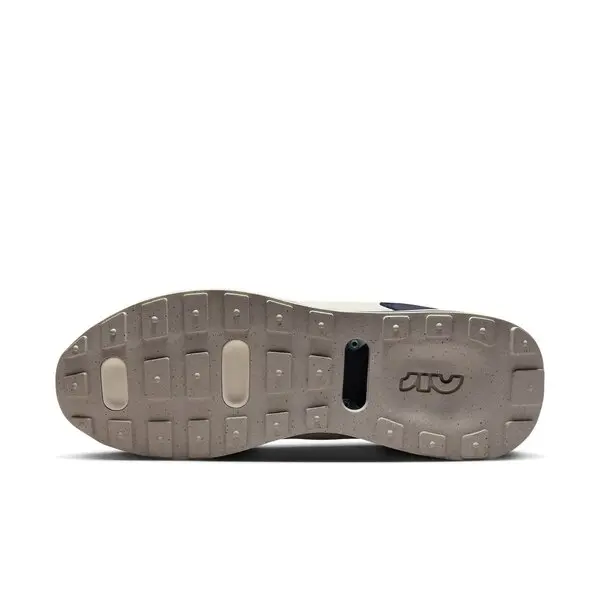 Nike Max Pre-day Sneakers
