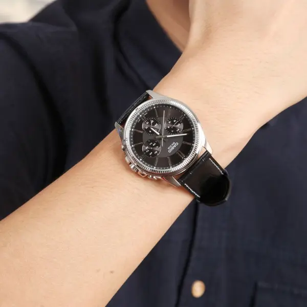 Casio Quartz Analog Watch - Black