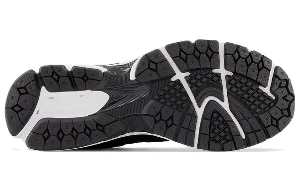 NEW BALANCE 2002r Sneakers - Black/white