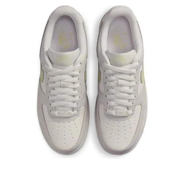 Nike Force 1 '07 Sneakers