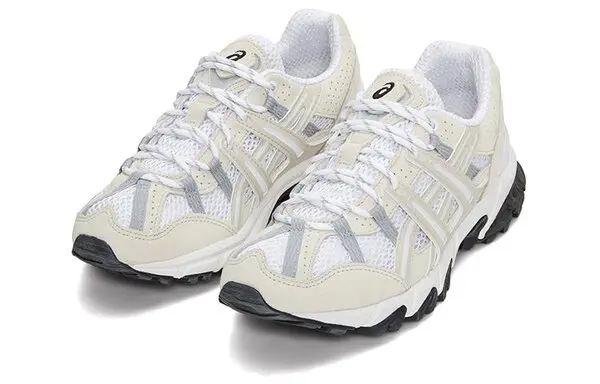 Asics Gel-sonoma 15-50 Low Top Sneakers - White/smoke Grey
