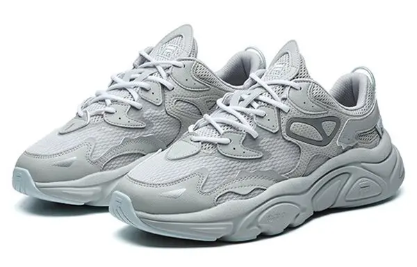 FILA FUSION Mars Low Top Sneakers