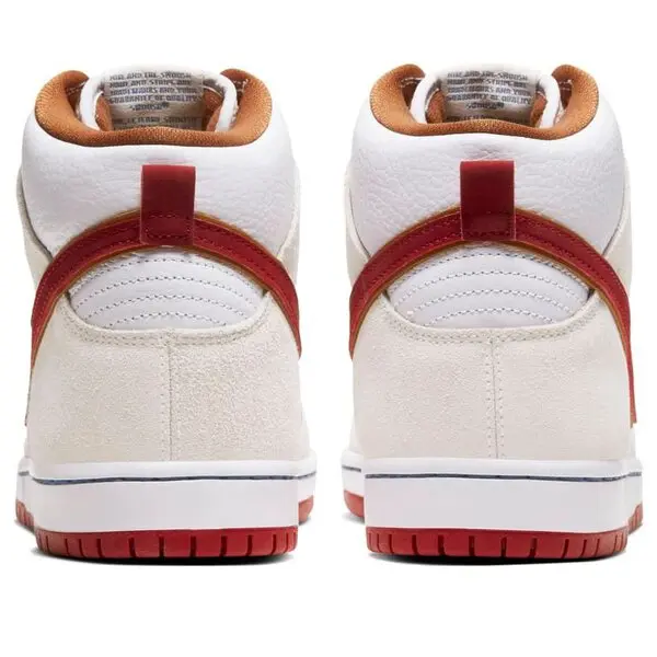 Nike Dunk High "sail" Sneakers - Tan