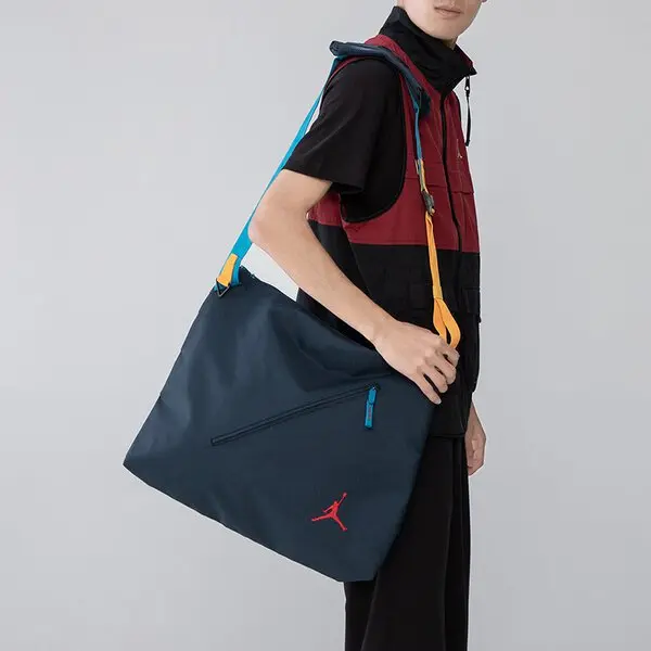 JORDAN Air Shoulder Bag