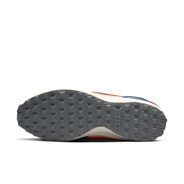 Nike Waffle Debut Swoosh Low Top Sneakers - White/blue/red