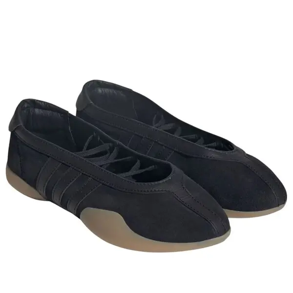 Adidas Taekwondo Mei Ballet Sneaker - Core Black/cloud White/gum