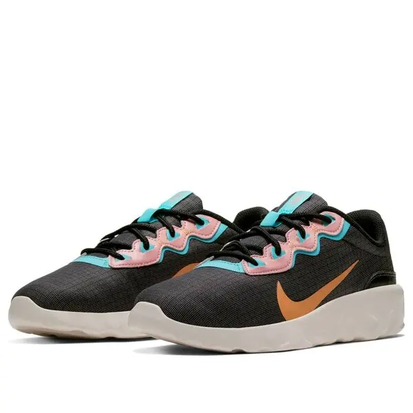 Nike Explore Strada Low Top Sneakers - Black/red