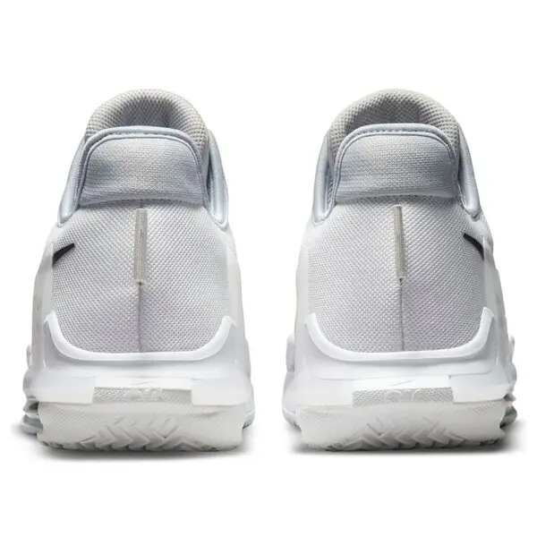 Nike Lebron Witness 6 Sneakers - Grey