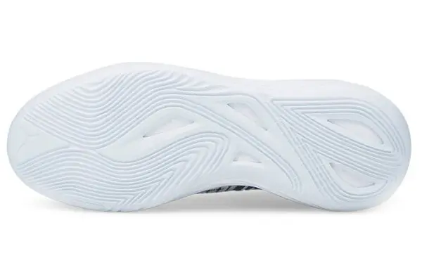 PUMA Fusion Nitro Basketball Sneakers - White/black