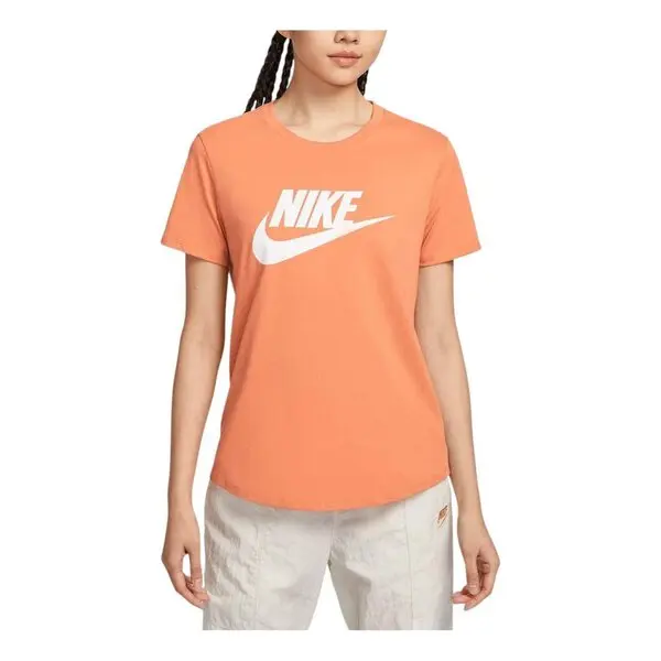 Nike Essentials T-shirt - Orange
