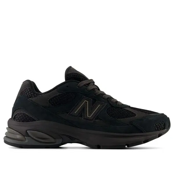 NEW BALANCE 2010 Sneakers - Black/brown