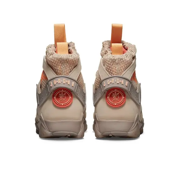 JORDAN Bephie's Beauty Supply X Retro High Top Sneakers - Brown